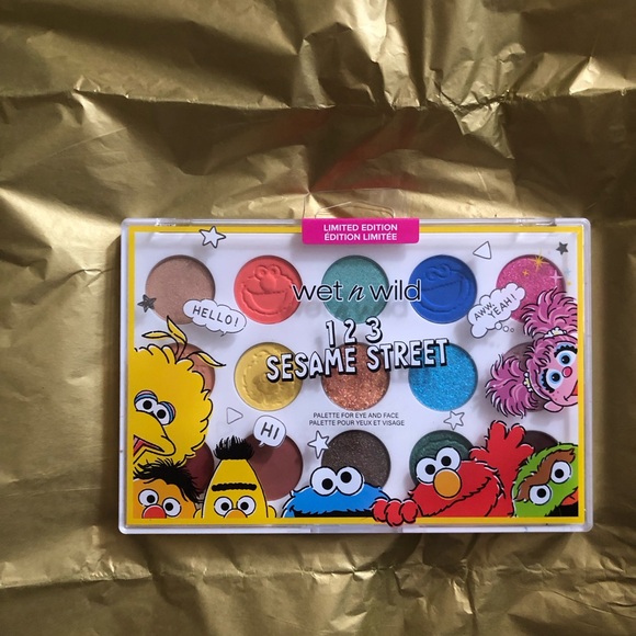 wet n wild | Makeup | Nwt Sesame Street Wet N Wild Eyeshadow Palette ...